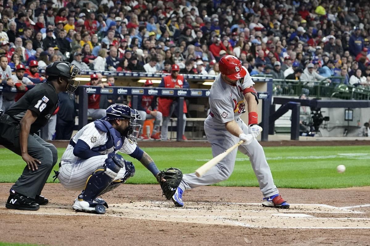 Miles ahead: With Cardinals' 14-hit binge at his back, Mikolas cruises ...