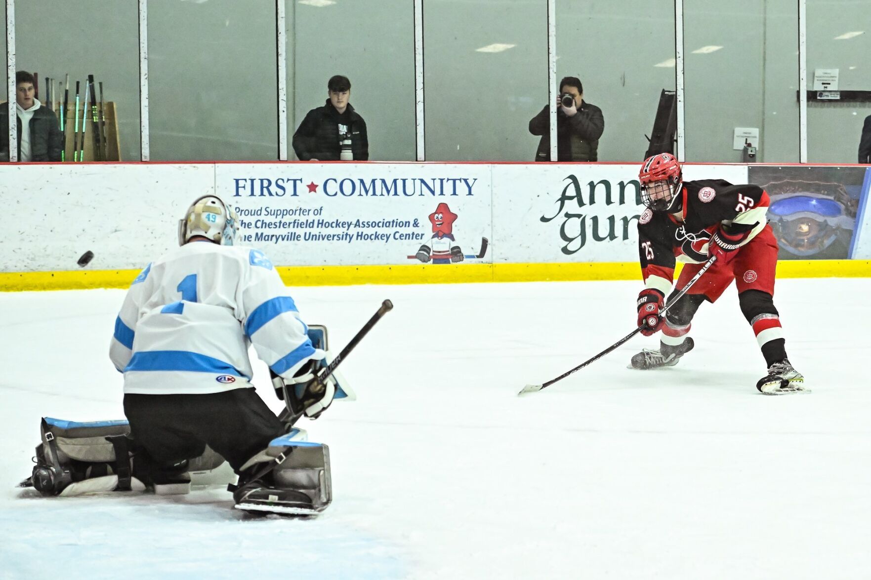 Chaminade 7, SLUH 3
