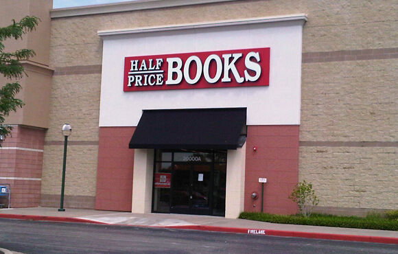 Half Price Books celebrates new store in University City