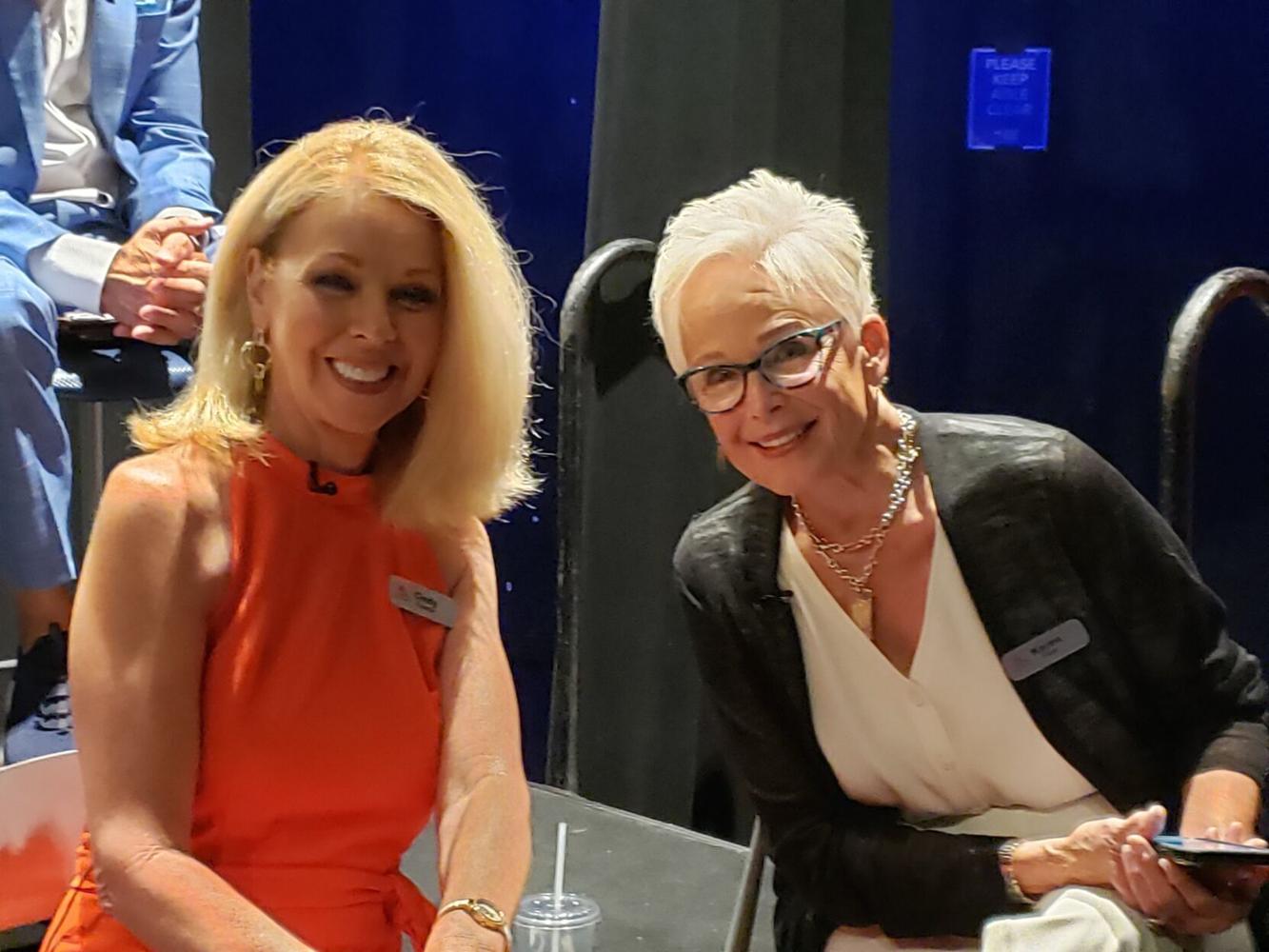 Cindy Preszler, Karen Foss