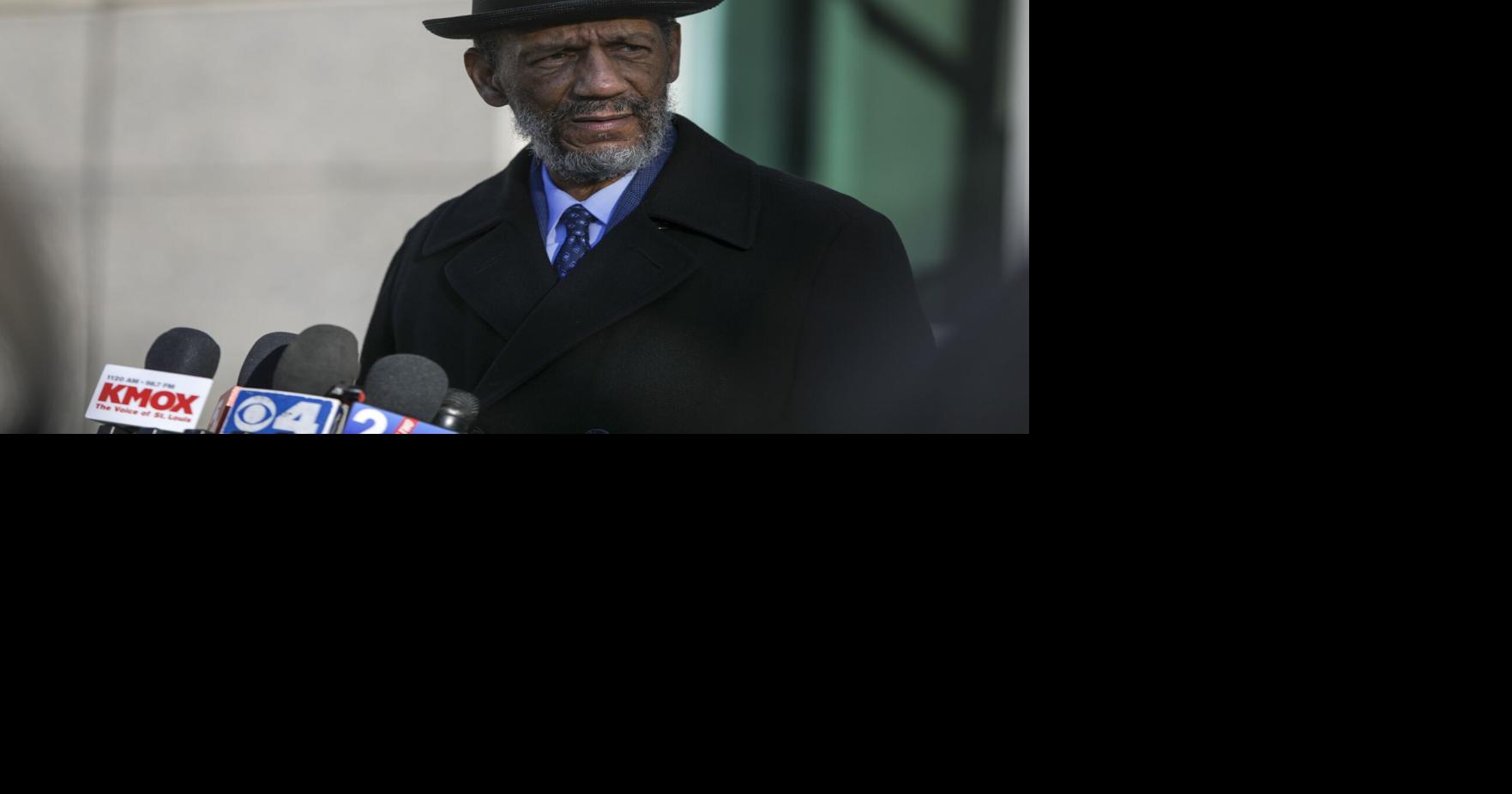 St. Louis jail board meets with warden