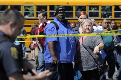 Police: Shooter used rifle in Oregon school shooting