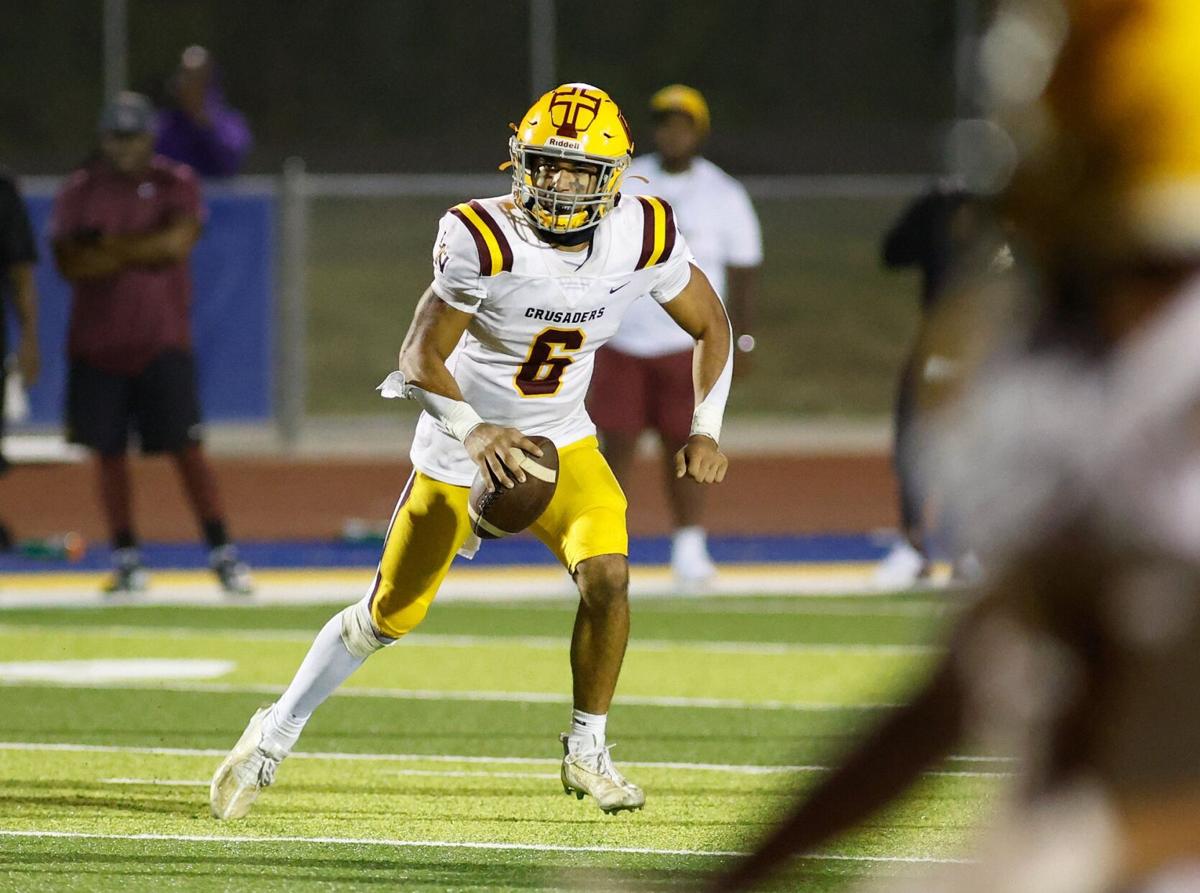 DaKarri Hollis draws inspiration from mother during Lutheran North's ...