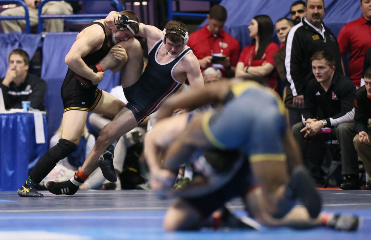 NCAA wrestling: Unheralded Tindle makes history for SIU Edwardsville