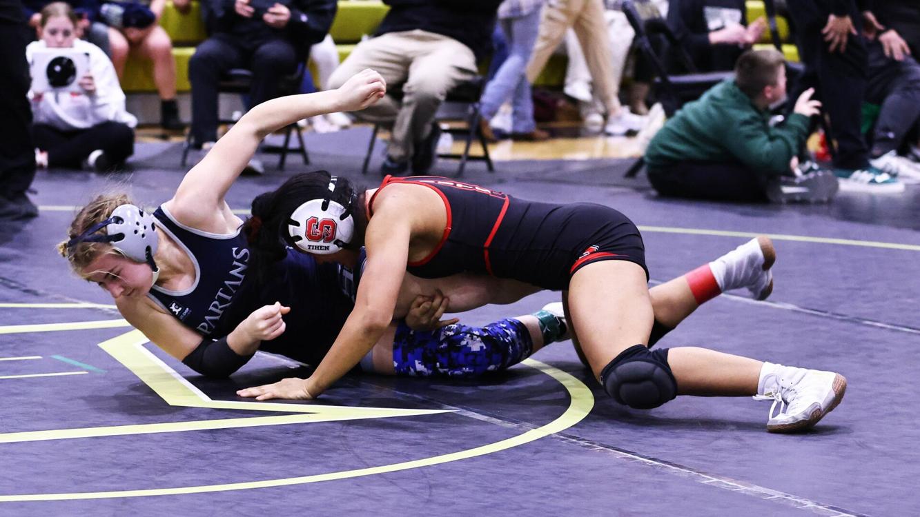 Francis Howell Central rolls to GAC girls wrestling team championship