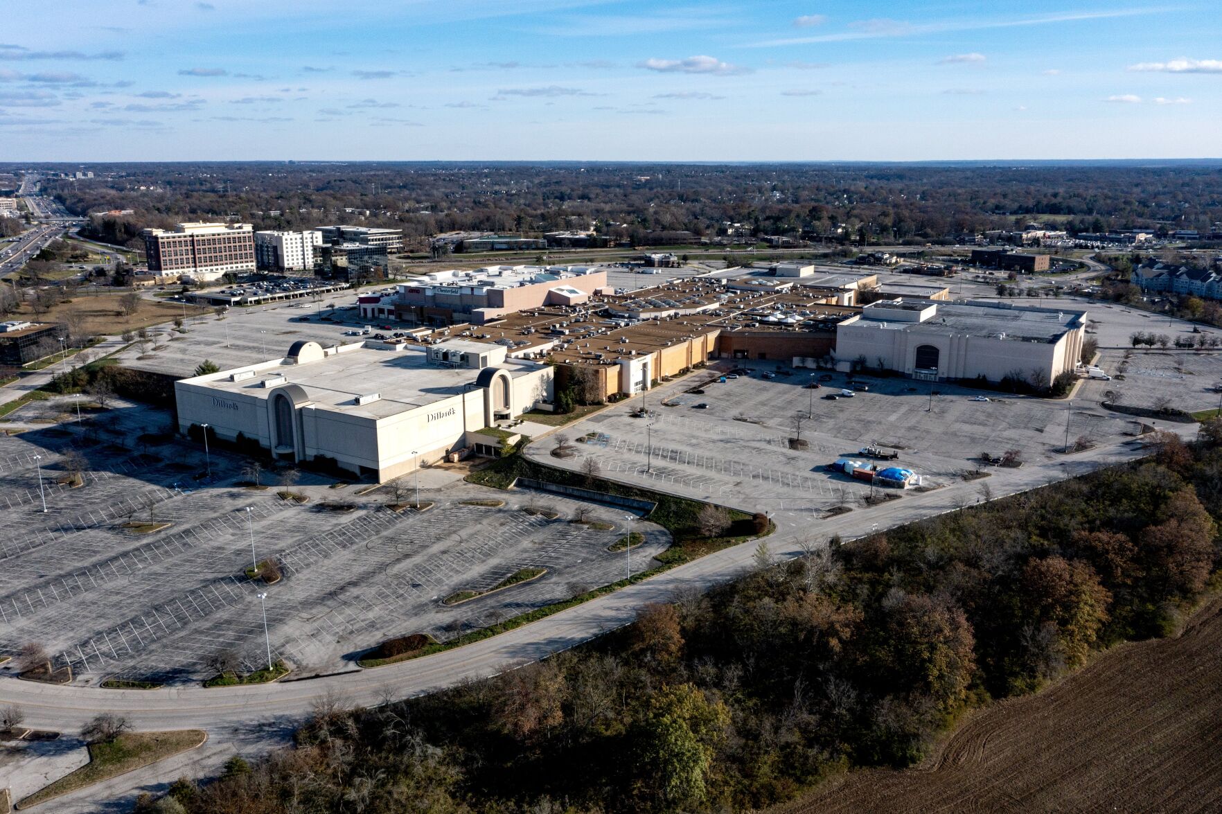 Chesterfield Mall demolition kicks off