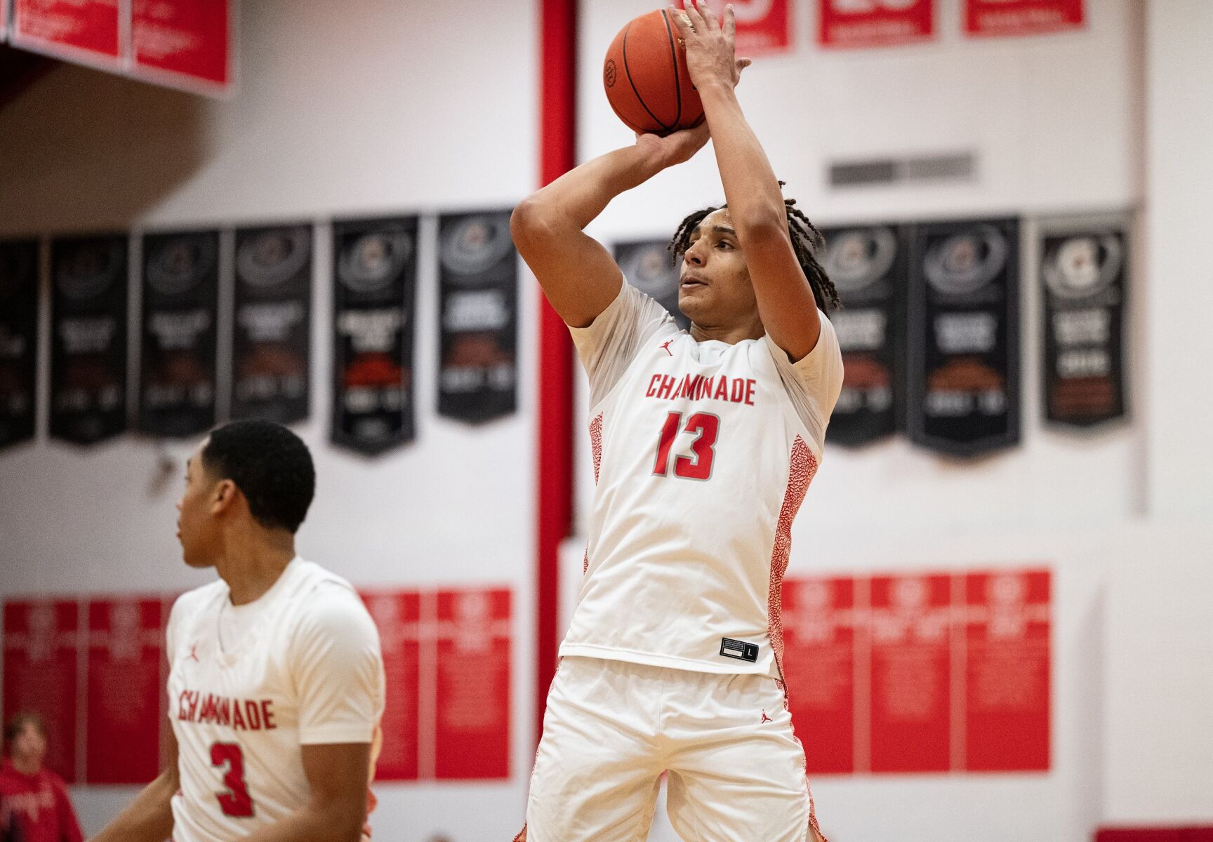 Jahadi White Jr.'s block sparks Chaminade past CBC in MCC contest
