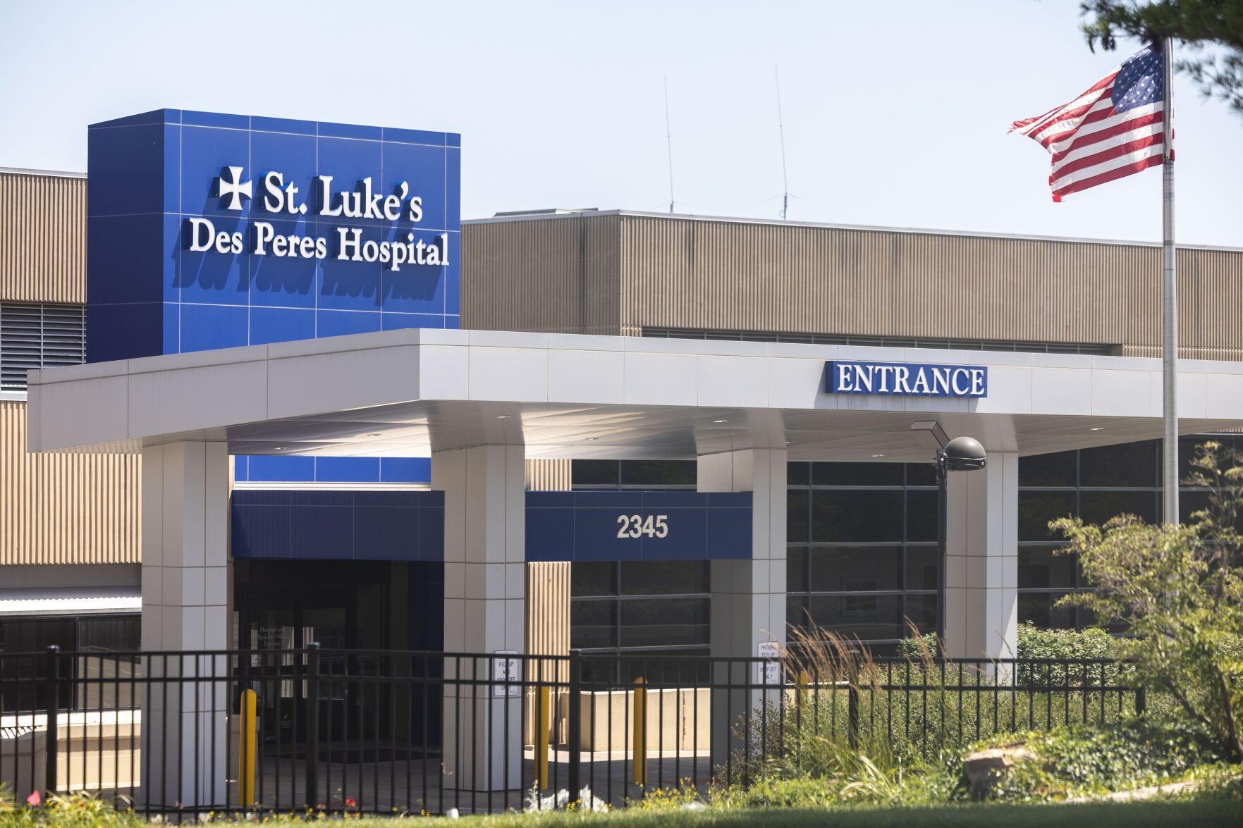 St. Luke's announces closure of Des Peres hospital