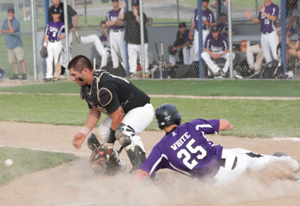 Fort Zumwalt West outlasts Francis Howell North in wild one