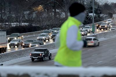 Snow on its way? Cold holiday weekend begins in St. Louis