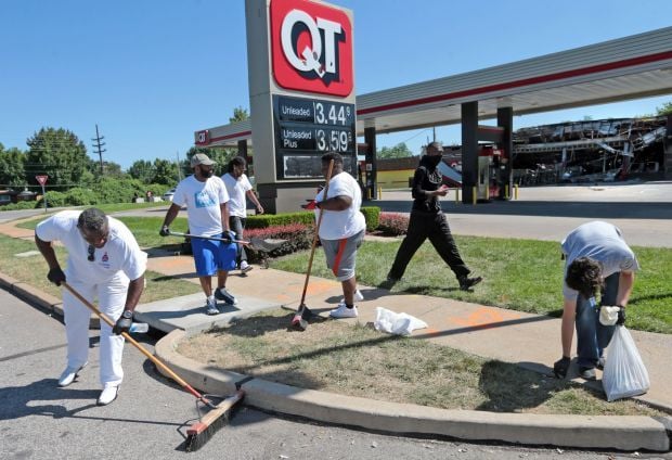 Volunteers clean up Ferguson after protests and looting