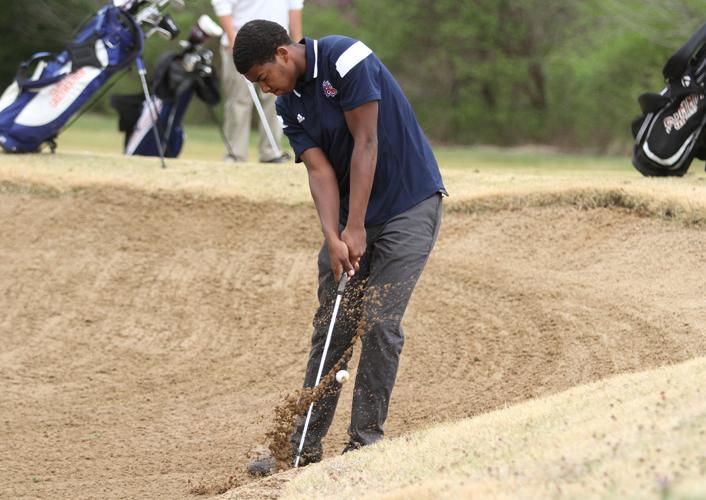 De Smet outduels SLUH in playoff to win team title of Bantle tournament