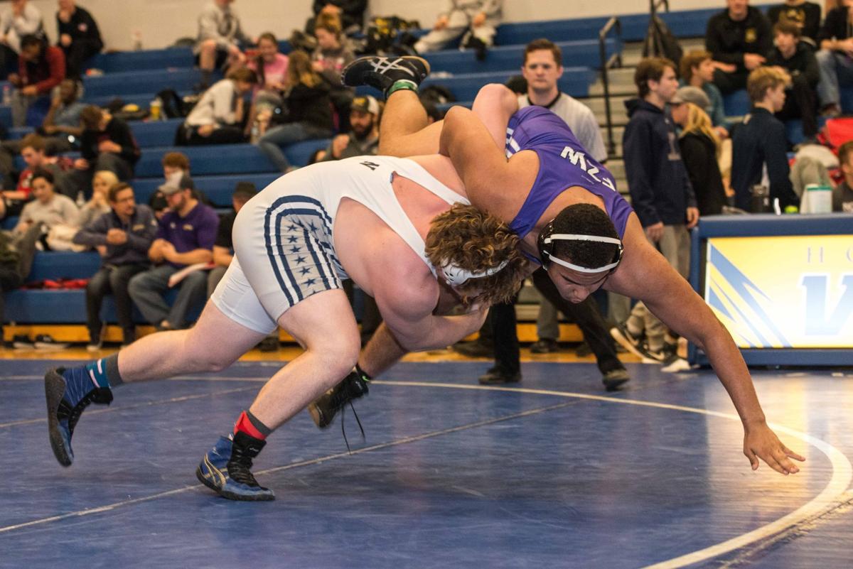Francis Howell takes control to win Kyle Thrasher Tournament title ...