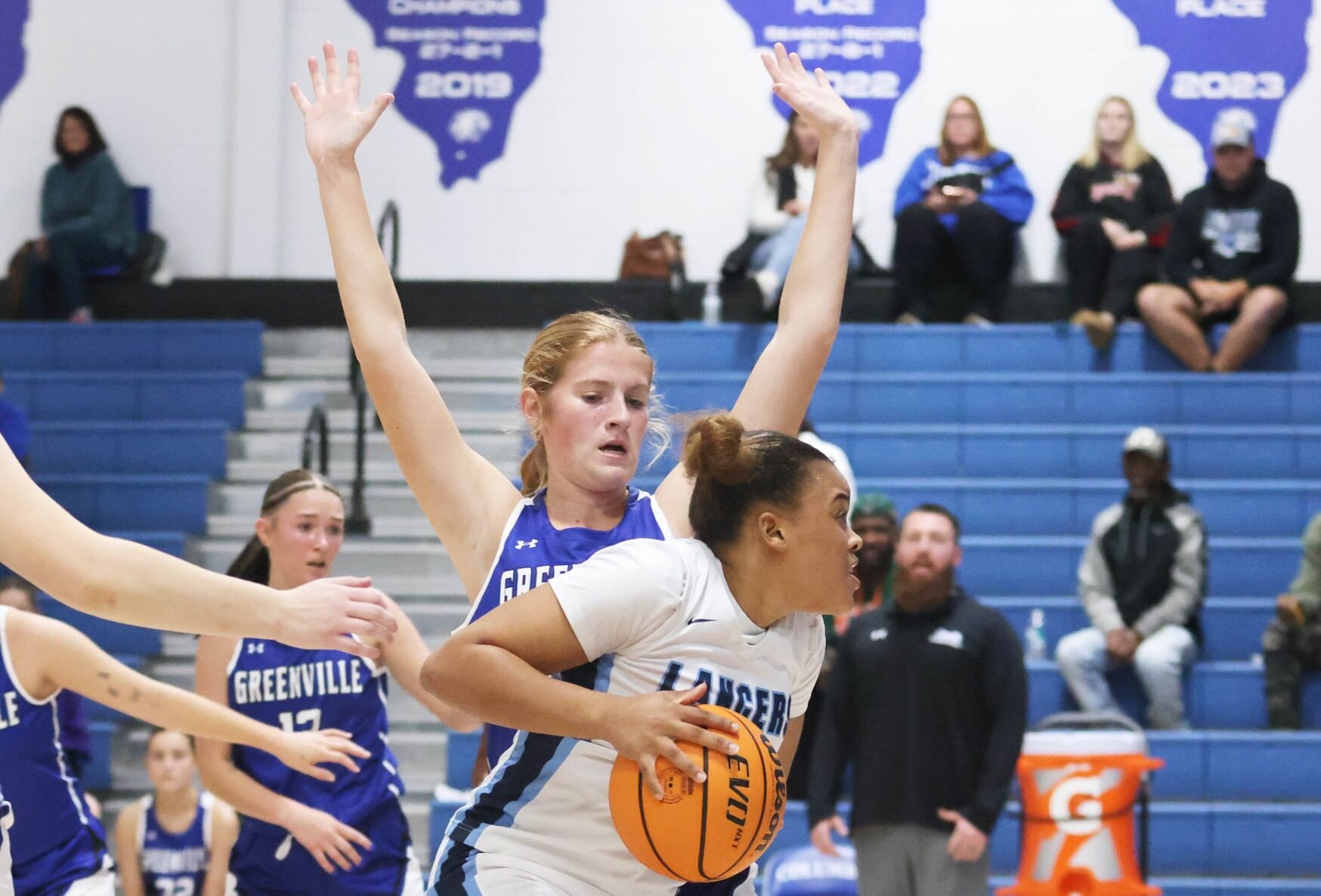 Columbia Tipoff Classic: Belleville East 58, Greenville 23