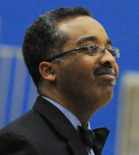 Longtime Nerinx Hall basketball coach Slater won't return next season