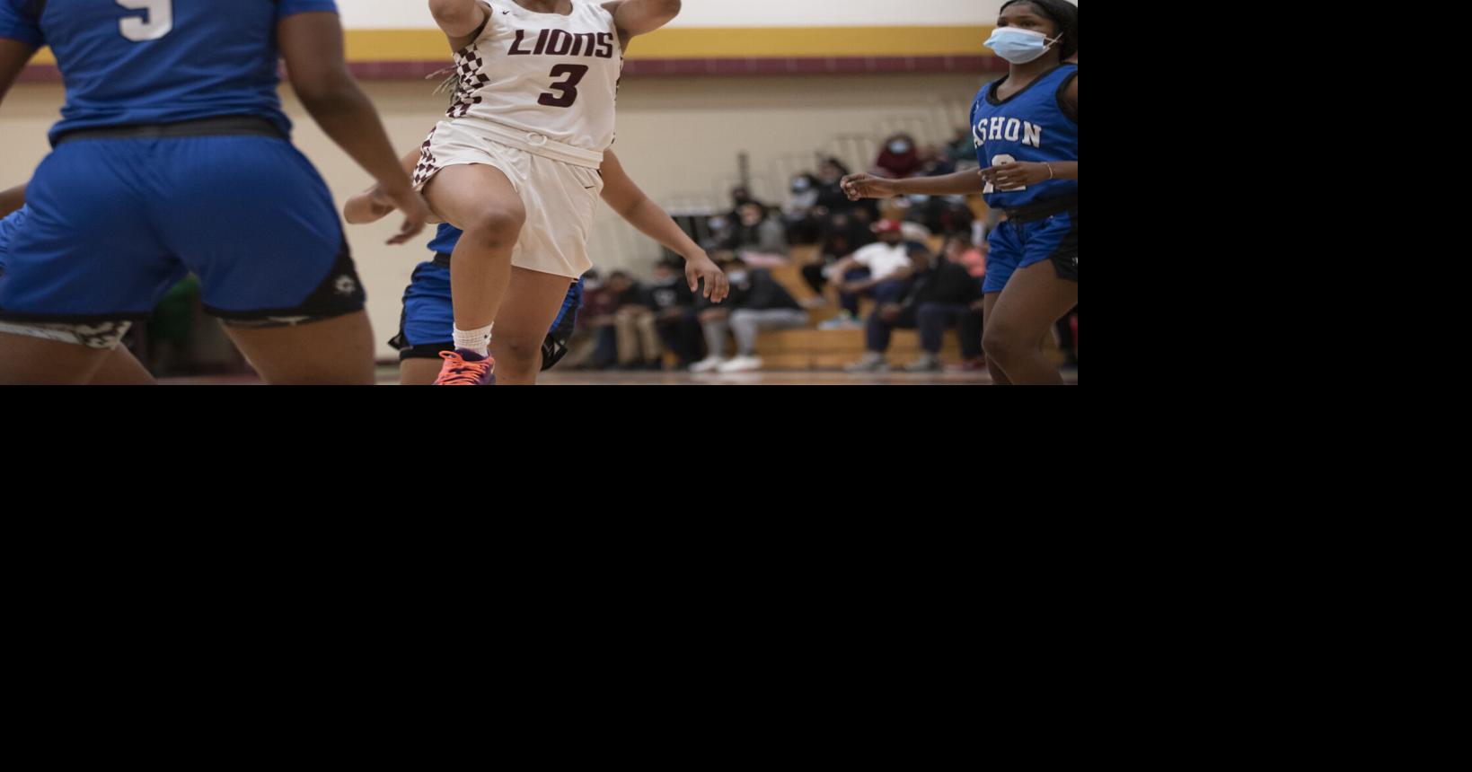 Cardinal Ritter clicks in all facets to defeat Vashon for district title