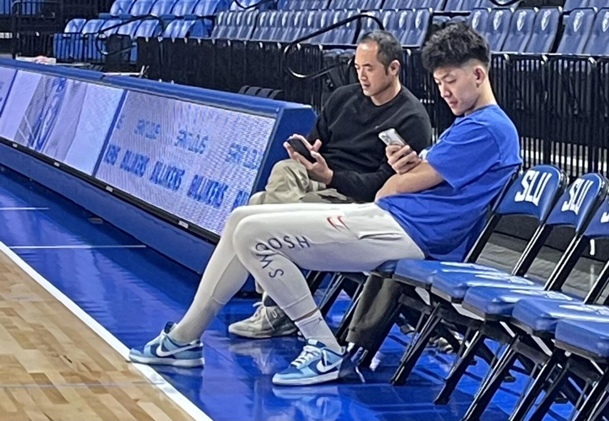 SLU basketball gets commitment from 7-1 center from China
