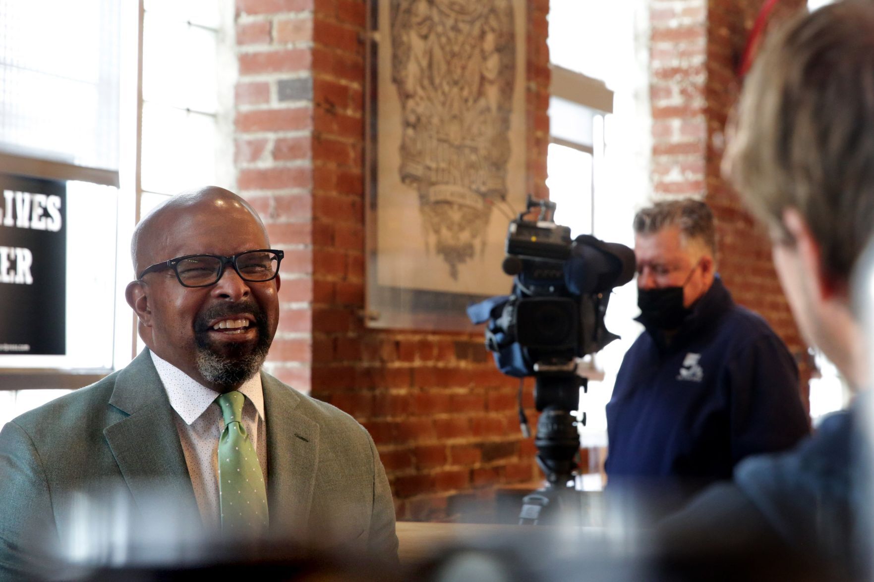 For Rene Knott, a stunning end at KSDK amid accusations