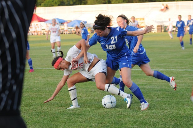 Liberty defends title as Groom scores with 1 second remaining in OT
