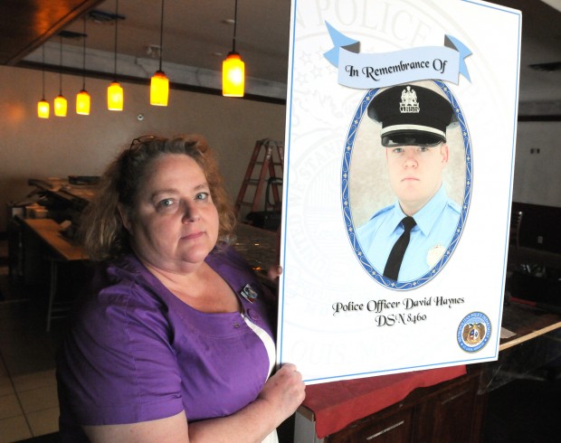 New Overland restaurant honors fallen police officer
