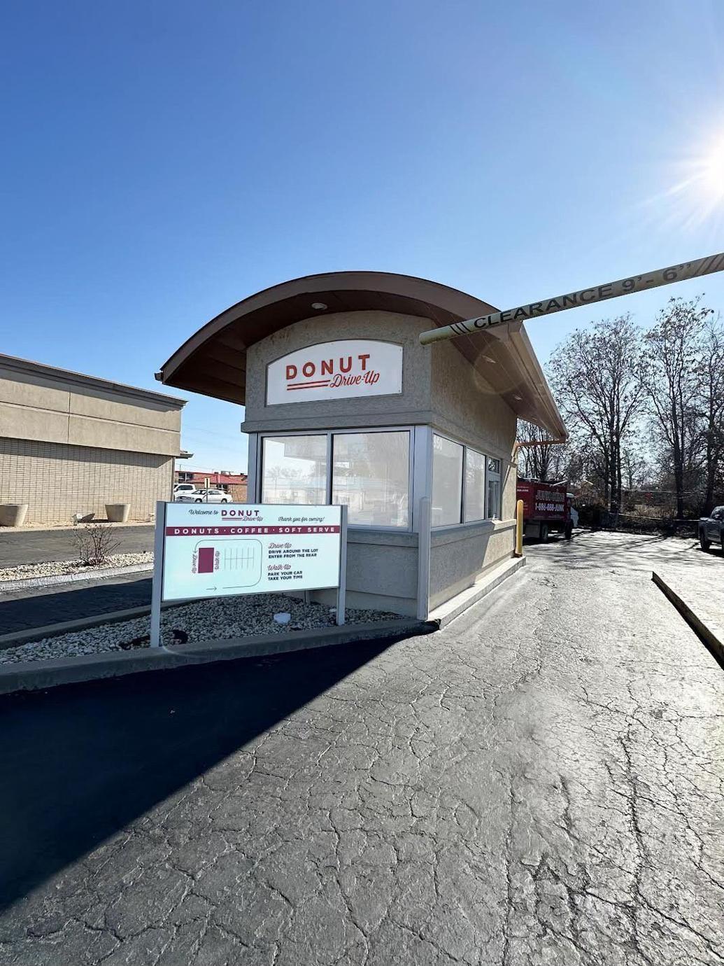 Donut Drive-In opening drive-thru stand in Brentwood