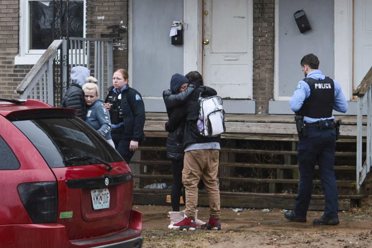 Homicide detectives investigating after teenager shot in St. Louis ...