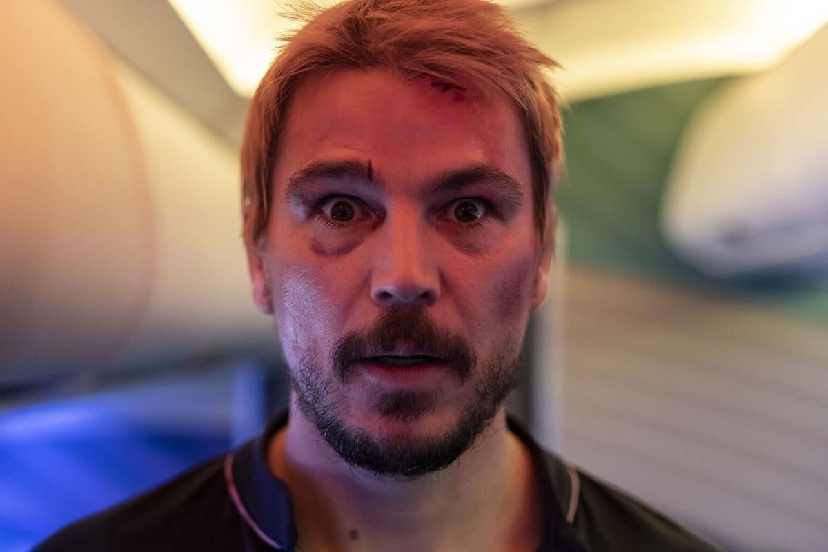 Review: Josh Hartnett saves 'Fight or Flight' from crash landing