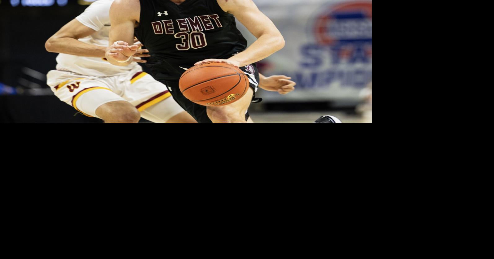 Dillon Duff takes charge early to help De Smet roll into Class 5 state title game