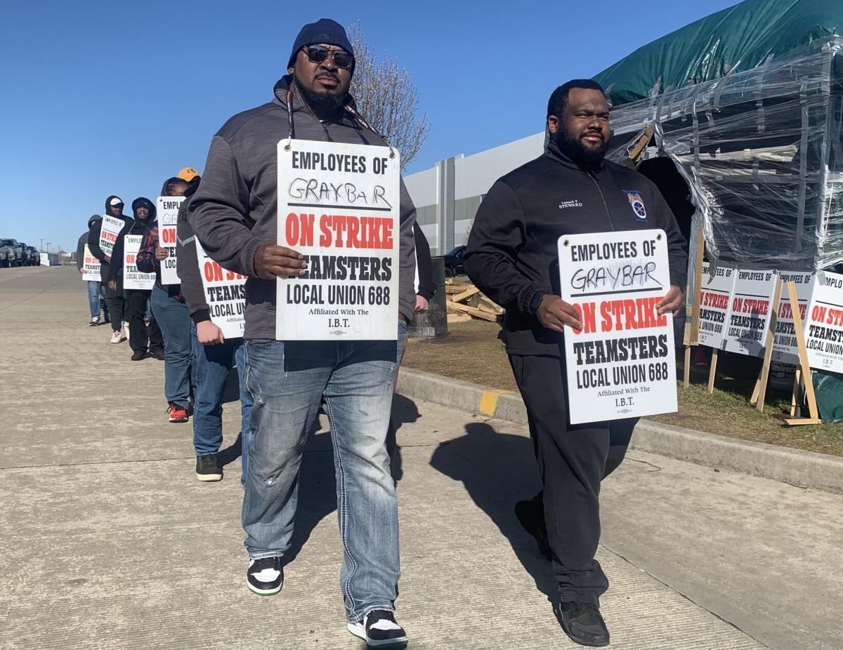 Local Teamsters endorse Harris-Walz ticket, ignoring national union’s ...