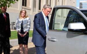 August Busch III testifies in gender case