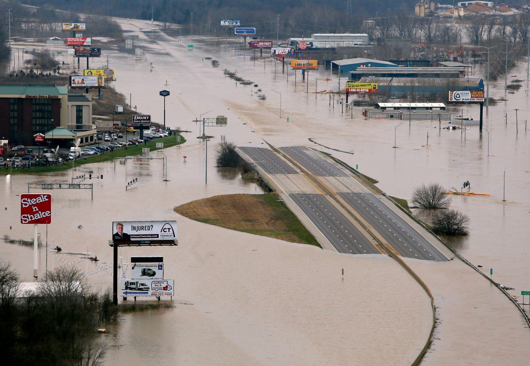 Aerial photos of historic flooding on Meramec River