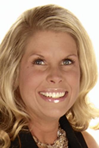 Gooch receives volunteer award