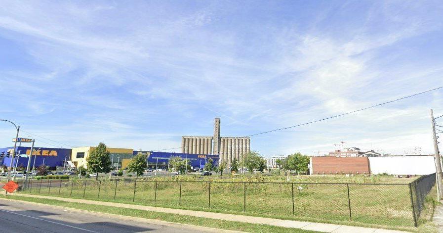 Another developer pitches apartments at Cortex