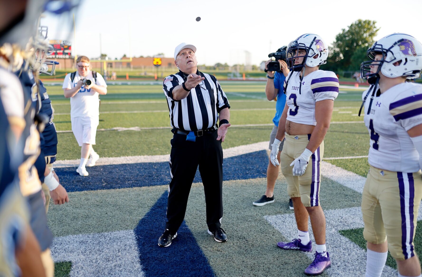 Smith helps Troy knock off Holt in season opener