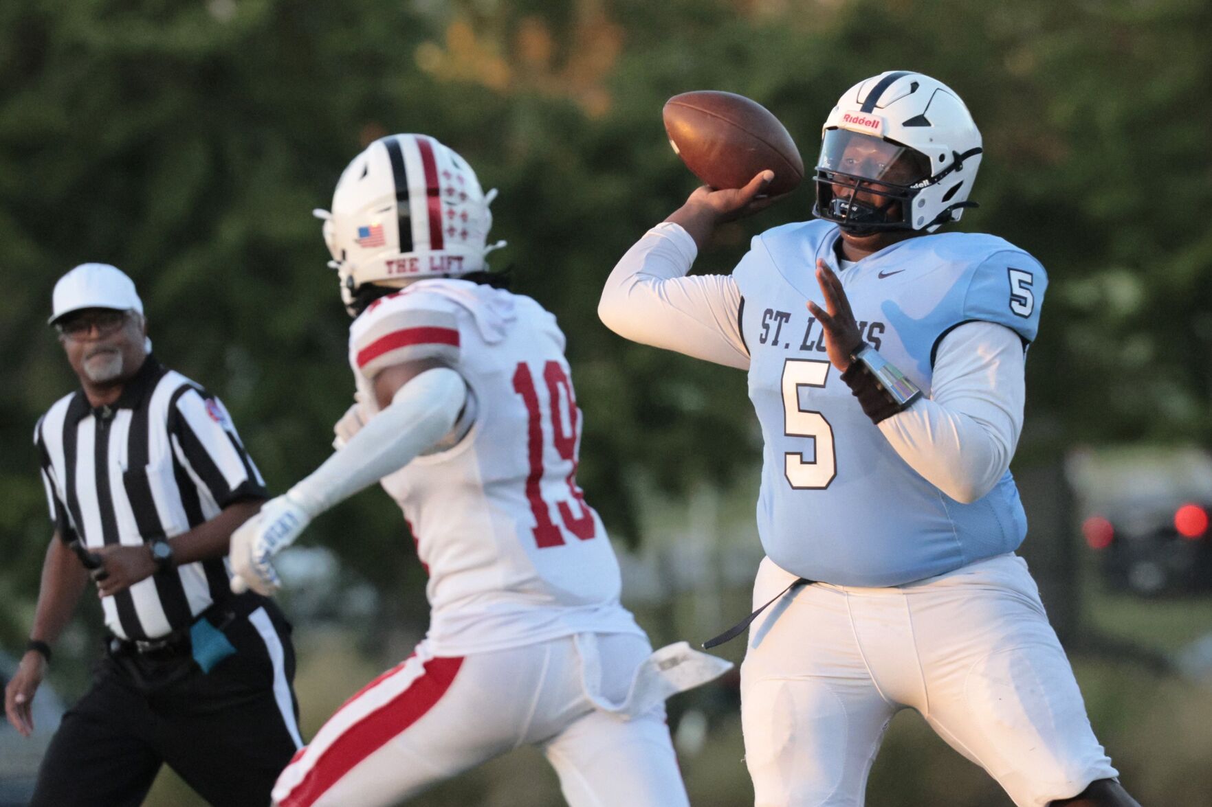 5 high school football games to watch: Week 8