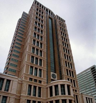 Leak creates 17-story waterfall in St. Louis federal courthouse