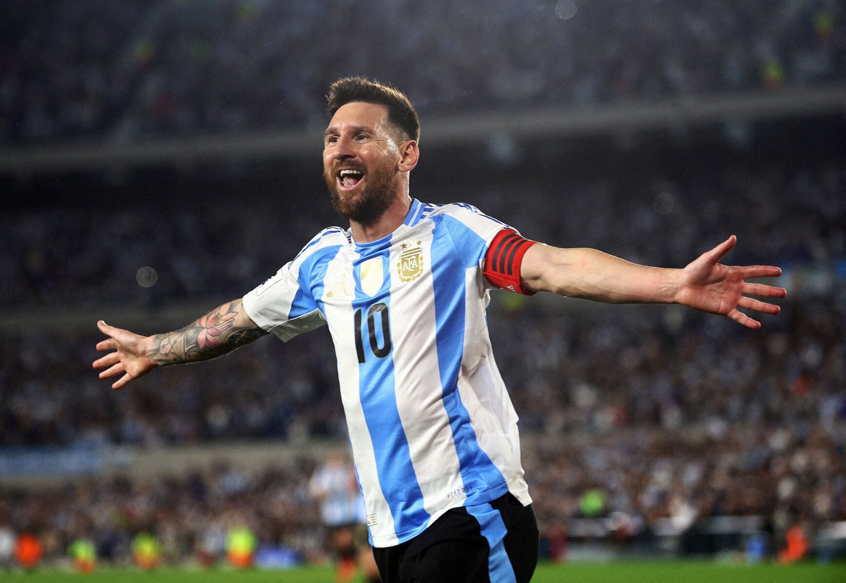 SOCCER-WORLDCUP-GROUPJ/ARGENTINA-MESSI