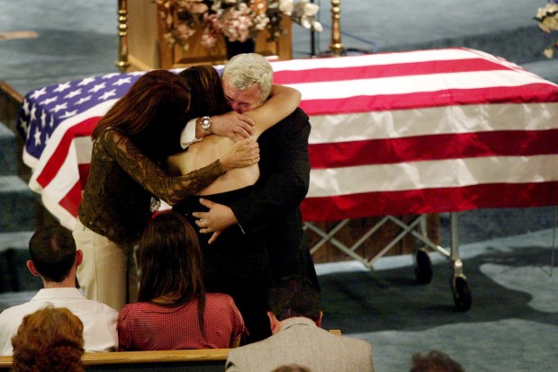 Neighbors honor fallen soldier