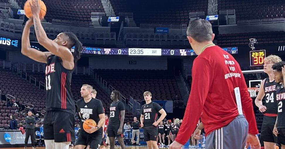 SIUE aims for upset of No. 1 seed Houston