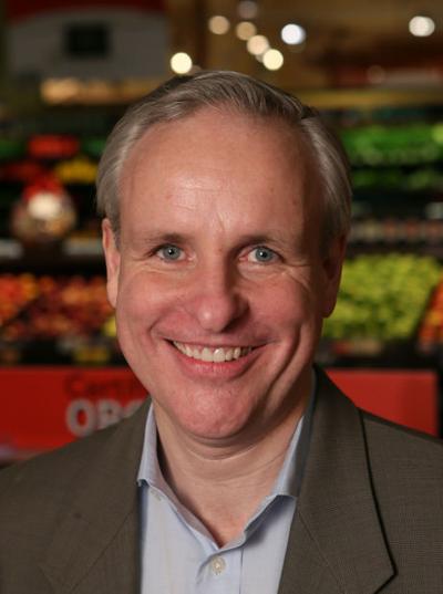 Former Schnucks president sues chain and CEO