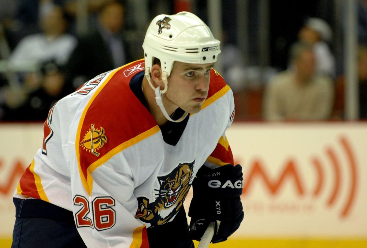 Van Ryn hopes to paint picture of success with Blues