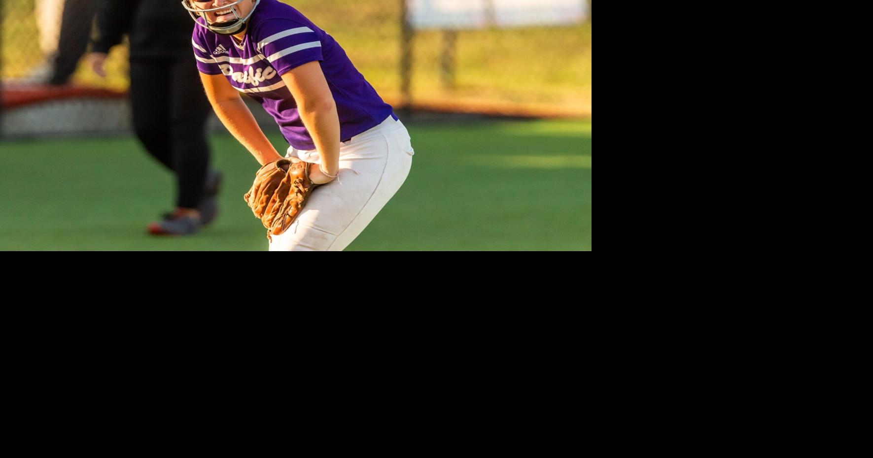 Jaylynn Miller shakes off line drive to lead Pacific past Union in ...