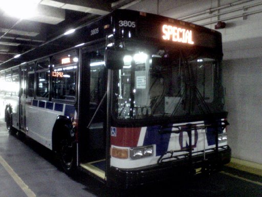 Metro rolls out new buses across St. Louis