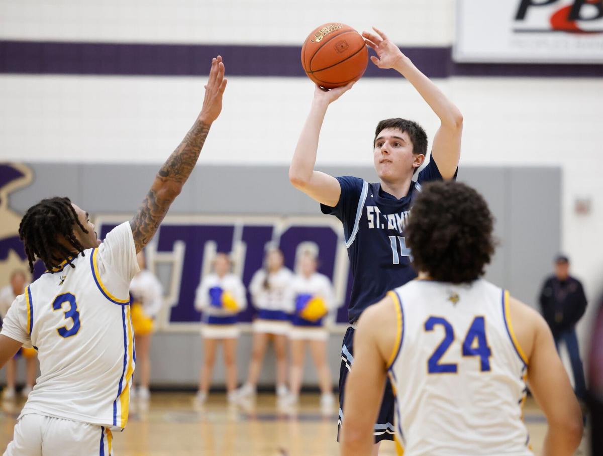 Will Paulson steps up to lead Francis Howell over St. Dominic in ...