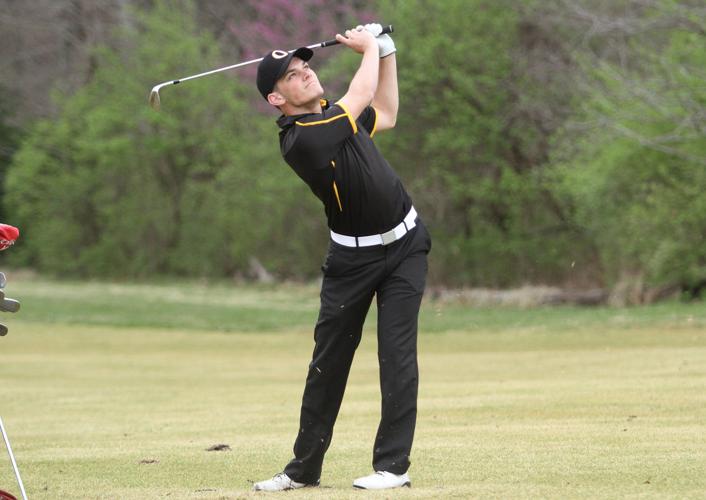 De Smet outduels SLUH in playoff to win team title of Bantle tournament