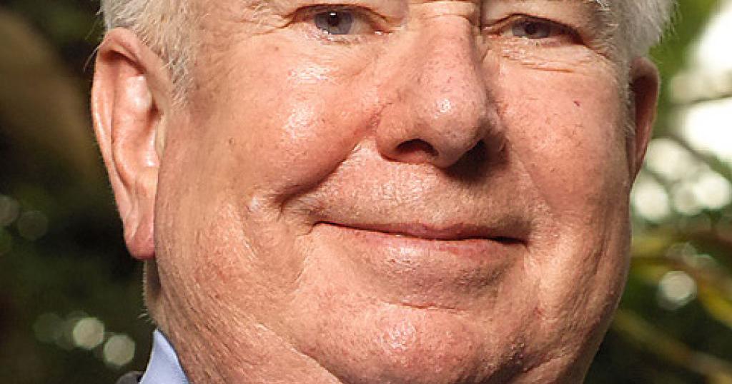 Botanist Peter Raven healing from serious injury, surgery