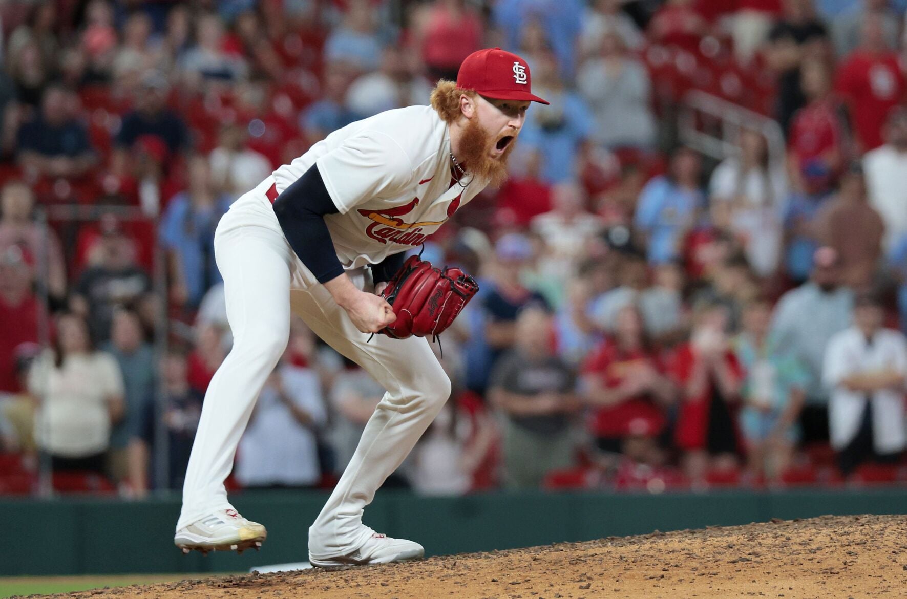 'He painted the corners': What Oli Marmol, players after Dustin May's 1 ...
