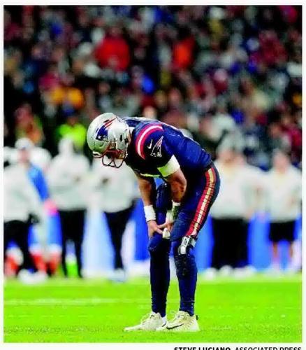 Patriots' QB situation unclear after Jones' rough outing