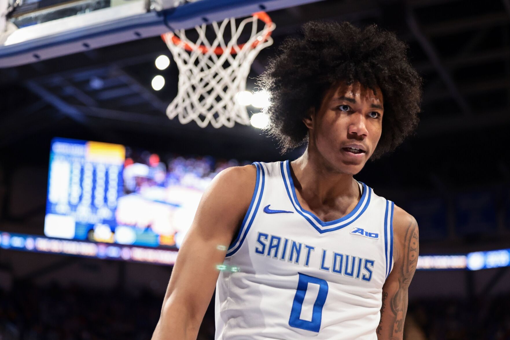 No. 21 SLU leaves no doubt, routs Dayton, wins 15th straight