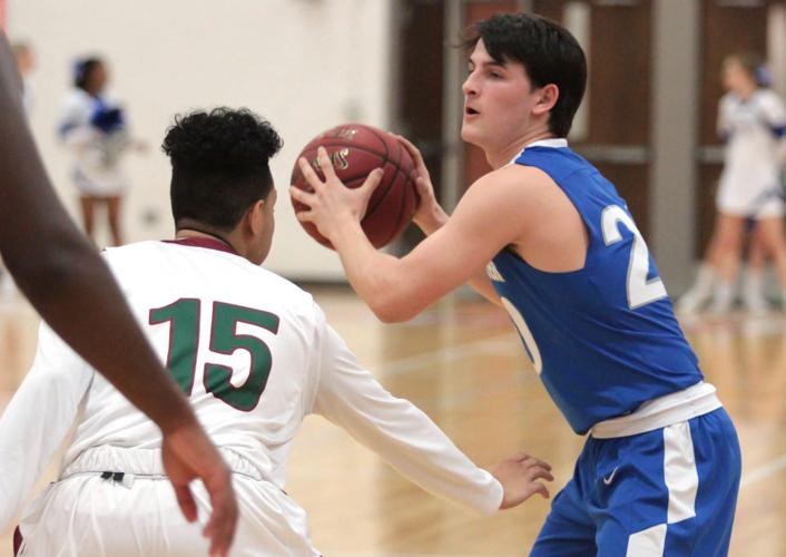 Class 4 District 5 Tournament semifinal: MICDS vs. Westminster
